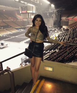 Best Concert Outfit Ideas That You'll Love - Dezayno