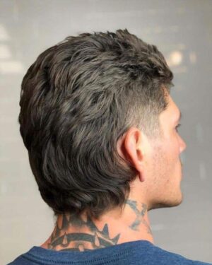25 Medium Length Hairstyles for Men You’ll Love in 2025 - Dezayno