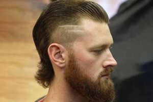 21+ Stylish Slick Back Haircut Ideas in 2025 - Dezayno